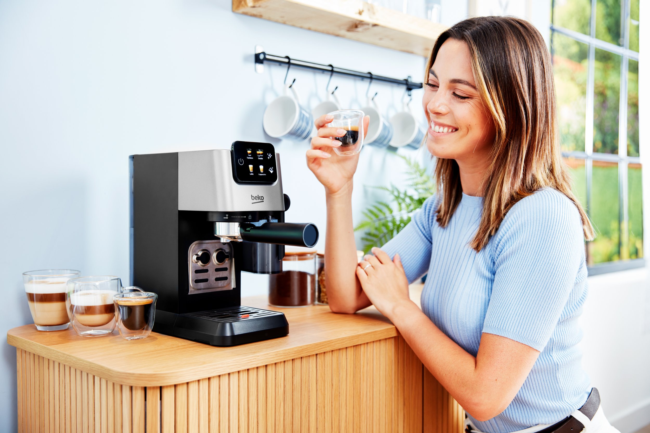 CaffeExperto Semi Automatic Espresso Coffee Machine with Integrated ...