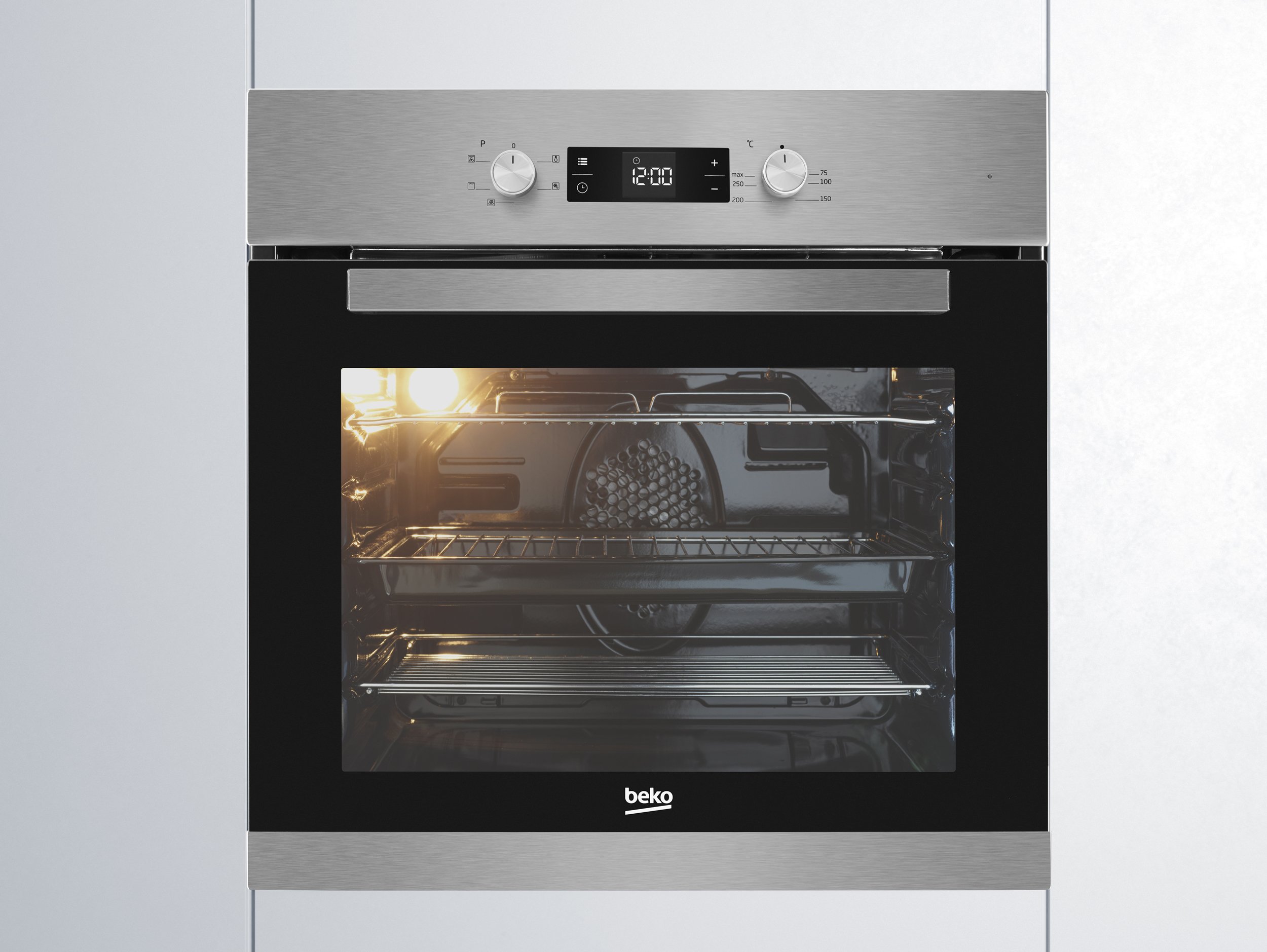 Single Fan Oven with 66L Capacity BNIF22300XD | Beko UK